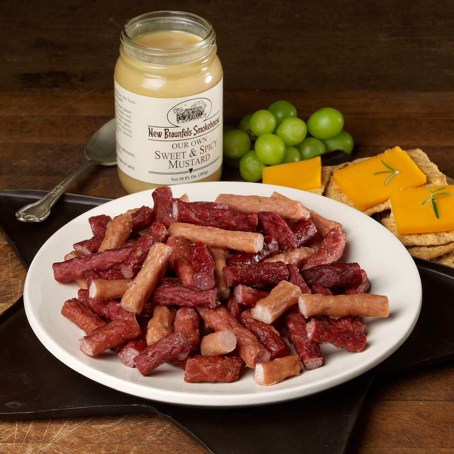 New Braunfels Smokehouse: Smoke Stix Snack Mix